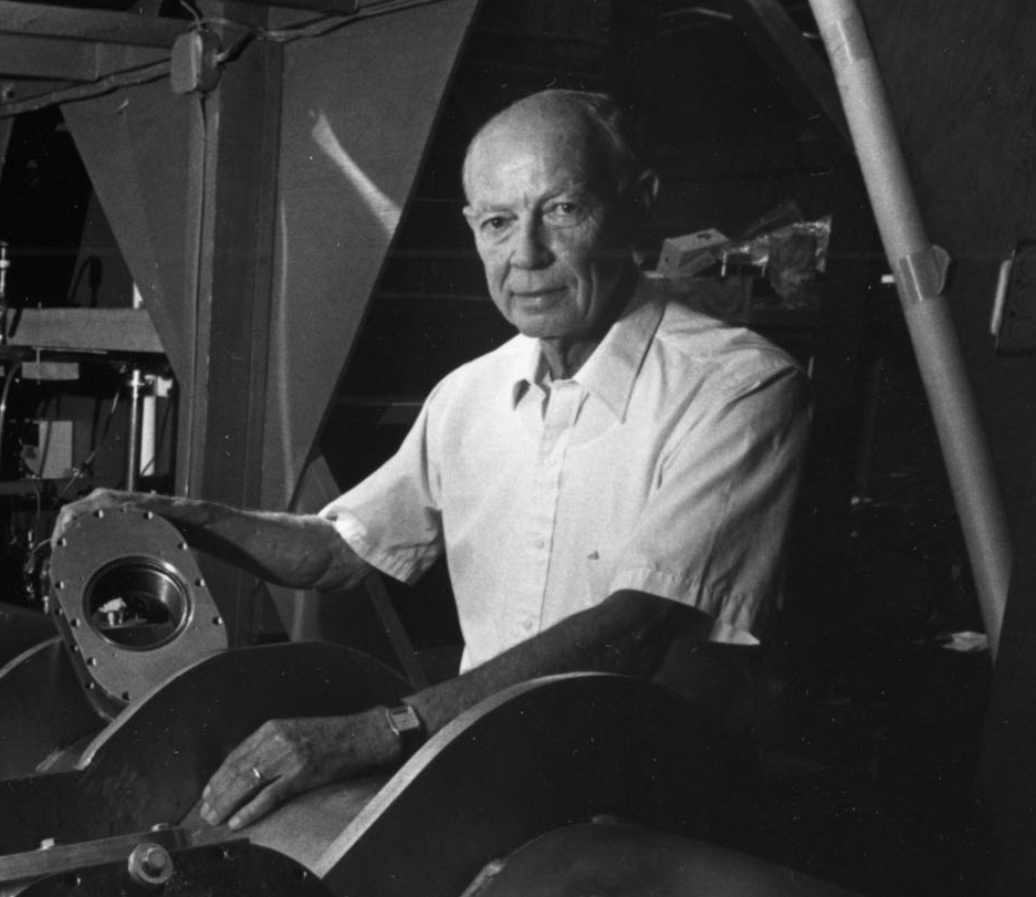 Robert L. Hickok, Jr.